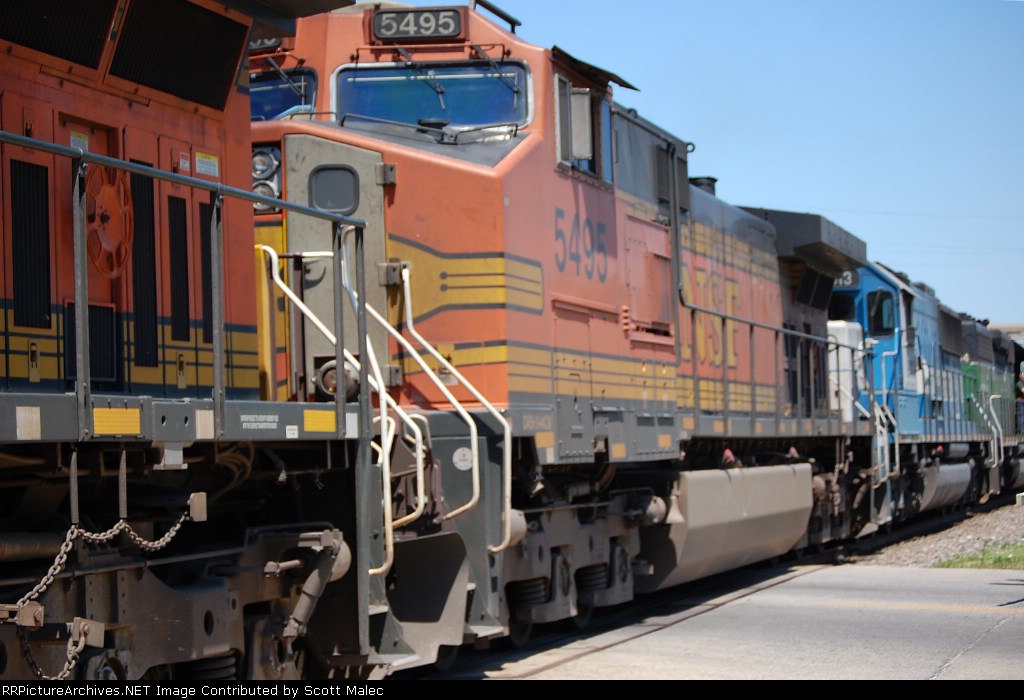 BNSF 5495
